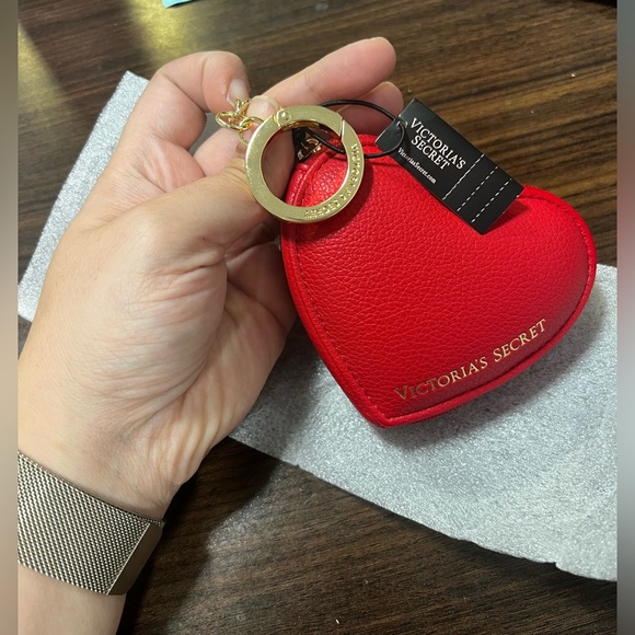 Victoria's Secret | Bags | Keychain Victorias Secret Heart Pouch ...